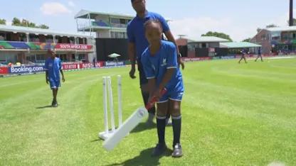ICC U19 CWC: Loots Bosman plays a quick game with youngsters in the ...