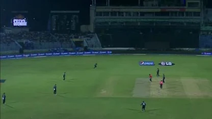 M15: ENG v NZ - Eoin Morgan Wicket | ICC