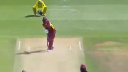 WICKET: Matthews bowled by a peach from Perry | ICC Women's Cricket ...