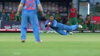 Iram Javed Wicket – IND v PAK_640 x 360_web.mp4 | ICC