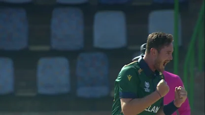 Brandon McMullen - Wicket - Ireland vs Scotland | ICC Cricket World Cup ...