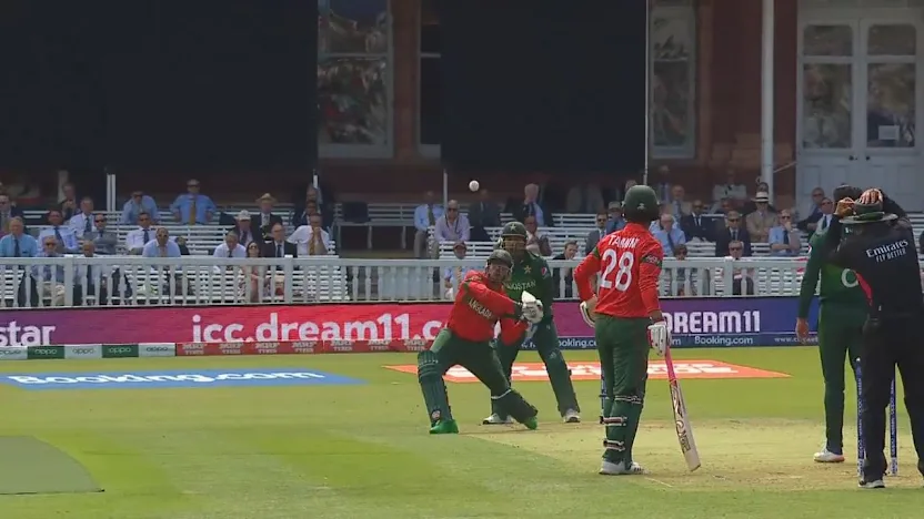 CWC19: PAK v BAN - Mohammad Hafeez bowls a very loopy full toss | ICC ...