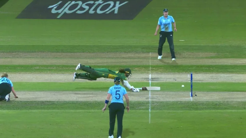 Wicket - Chloe Tryon - South Africa v England | ICC Women's Cricket ...