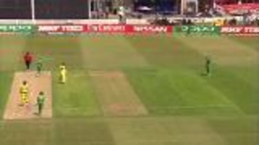 WICKET: Jess Jonassen falls to Sadia Yousaf for 2 | ICC Women's World Cup, 2017 | ICC