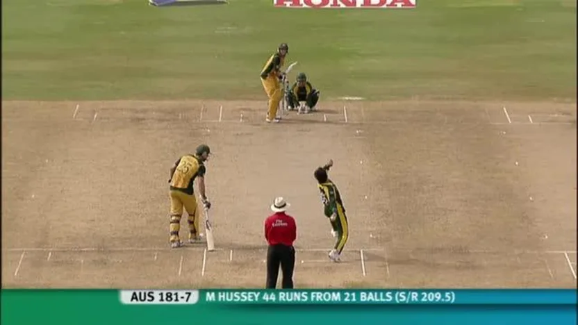 Steve Smith and Mitch Marsh joke around | ICC