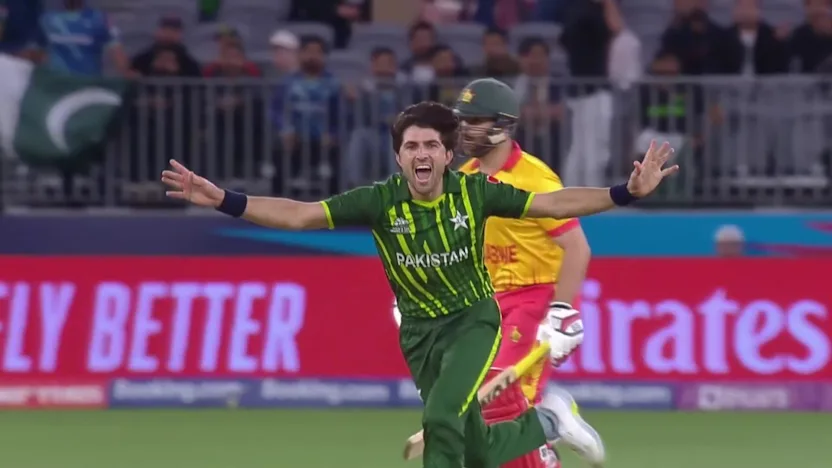 Wicket - Luke Jongwe - Pakistan v Zimbabwe ICC T20WC 2022 | ICC Men's ...