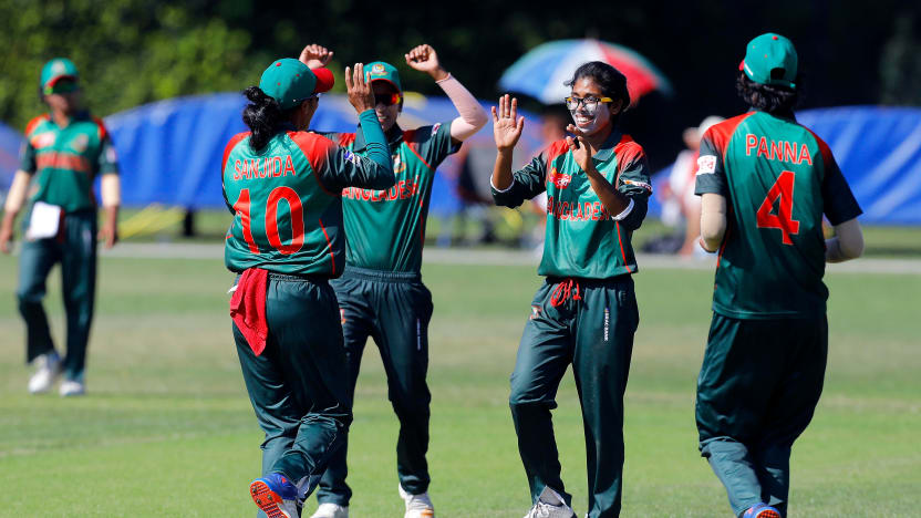 Up-and-down UAE face Bangladesh with last-four berth at stake
