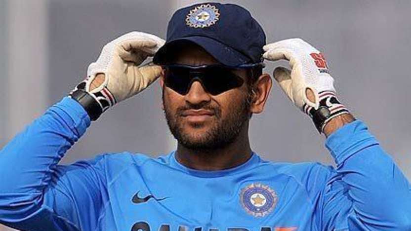 Dhoni reclaims number-one ranking, India number-two position