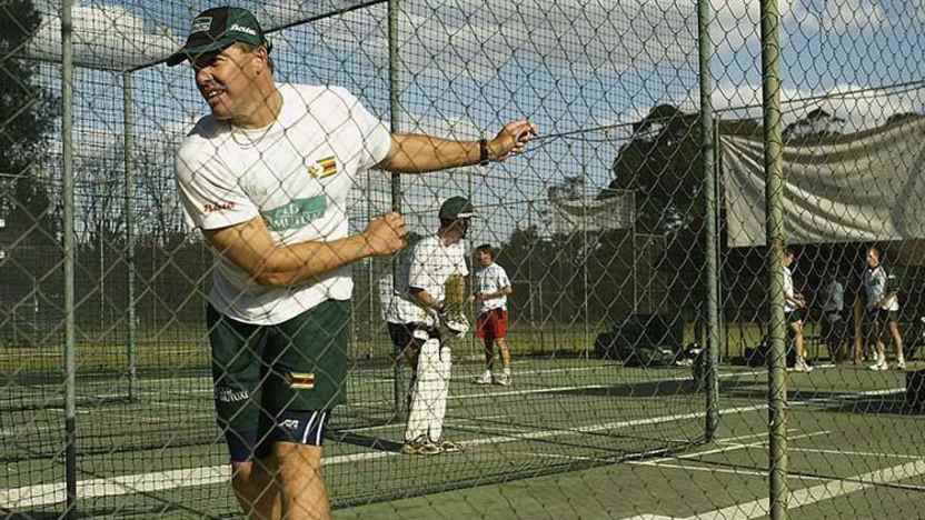 Chandika Hathurusinghe appointed Bangladesh coach