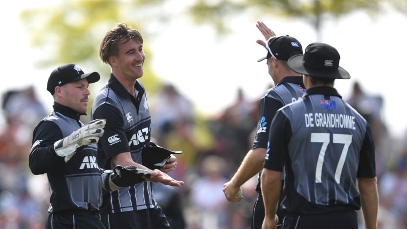 New Zealand bowlers seal come-from-behind win after de Grandhomme ...