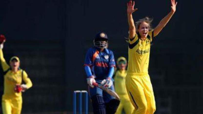 Twin international Perry, the ultimate role model