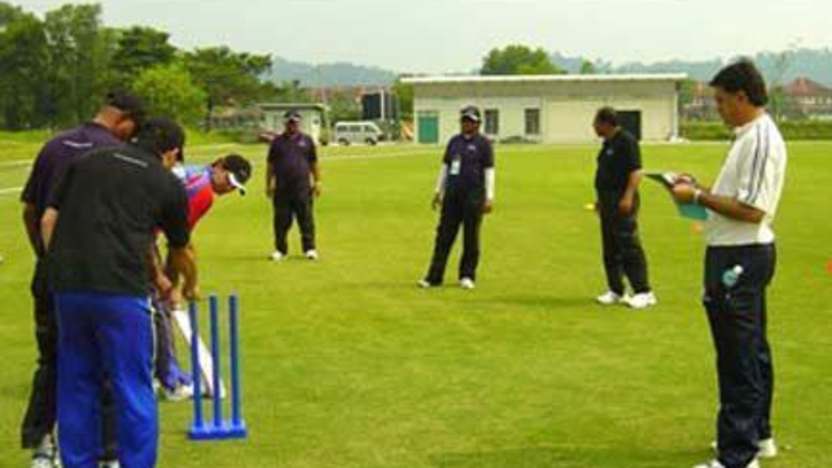 ACC hosts coaching course