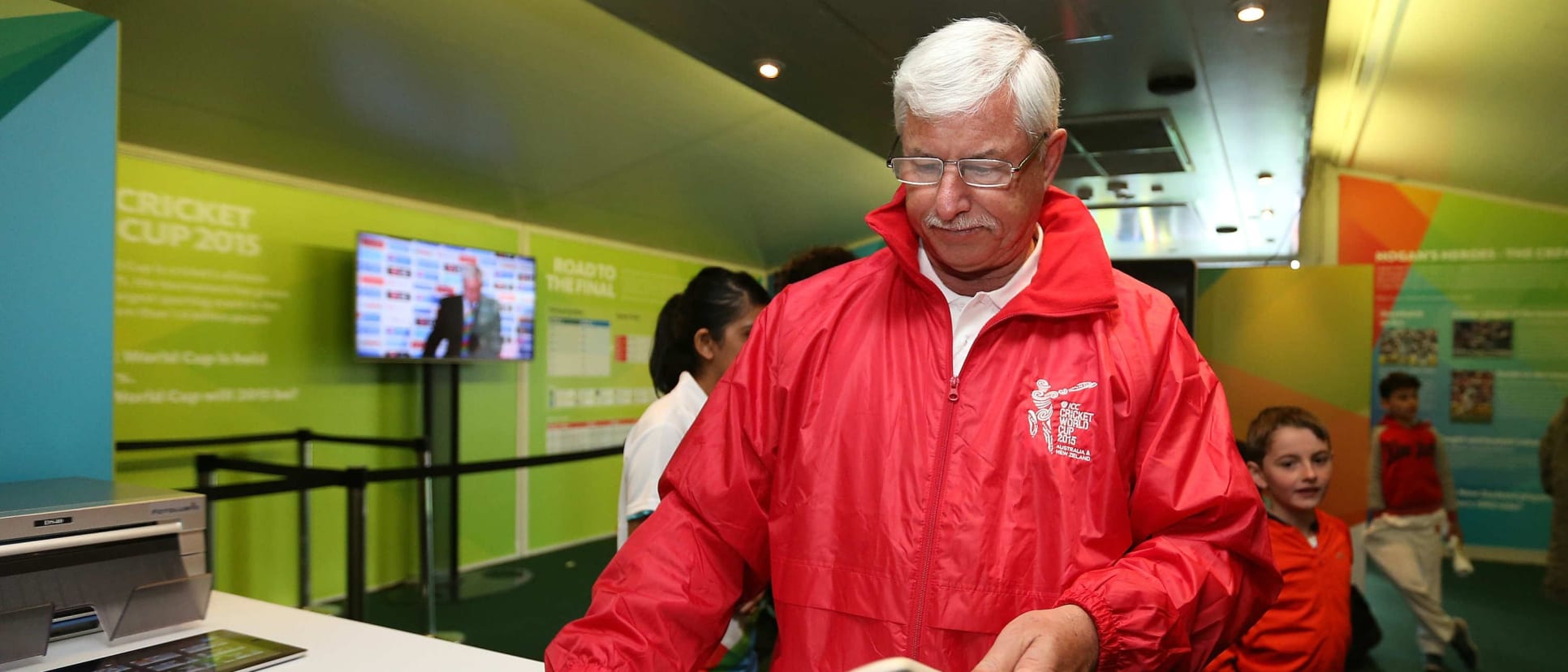 Sir Richard Hadlee to undergo surgery for secondary cancer