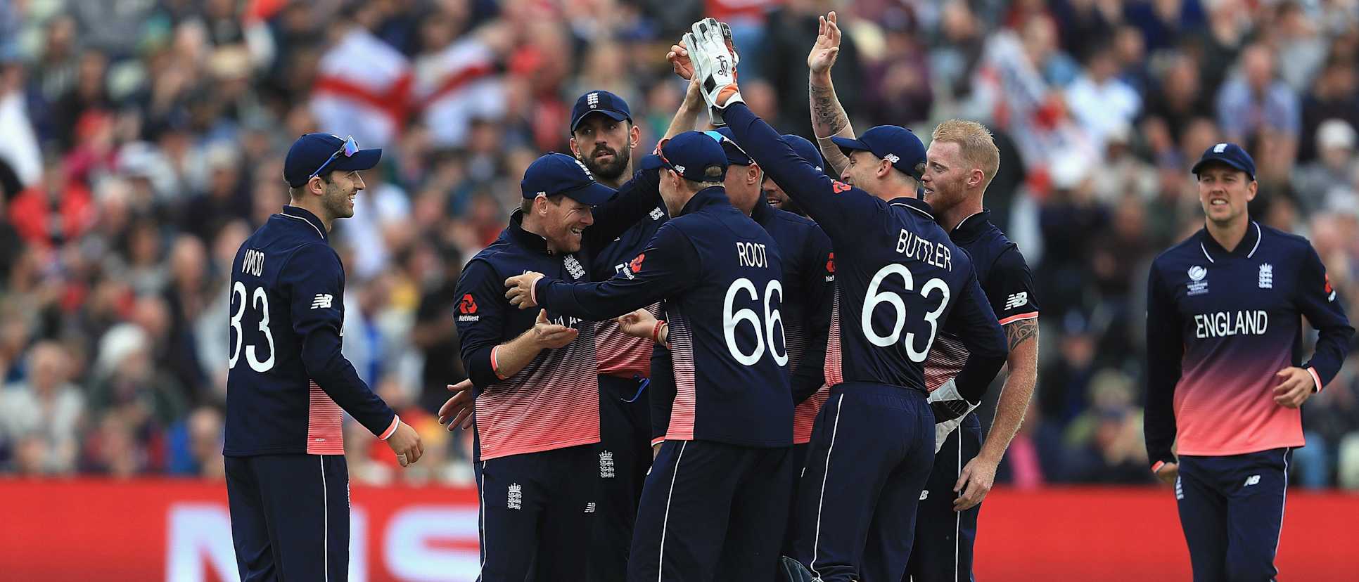 New-look England faces powerful South Africa