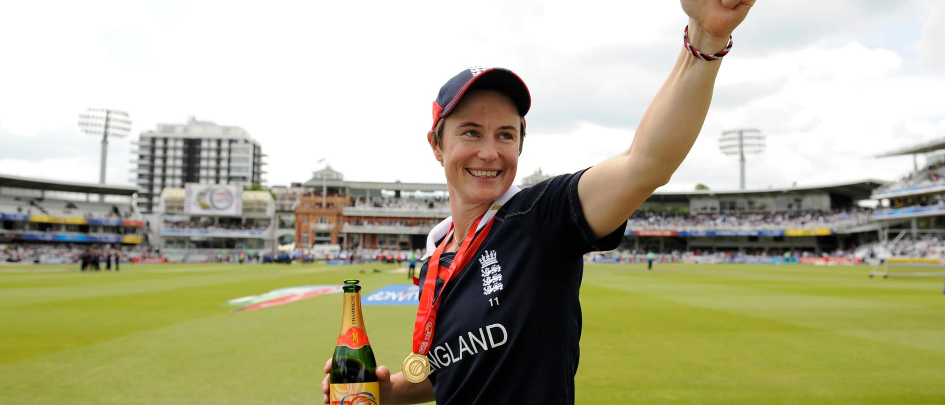 Claire Taylor: ‘The ultimate professional … without being paid’ – Charlotte Edwards