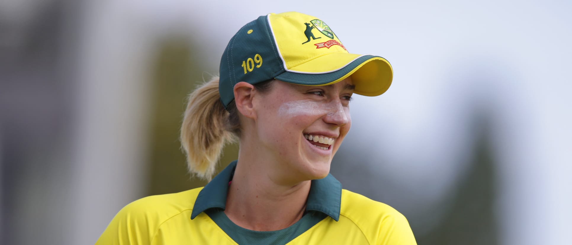 'We're pretty close, my bat and I' – Ellyse Perry revels in another ...