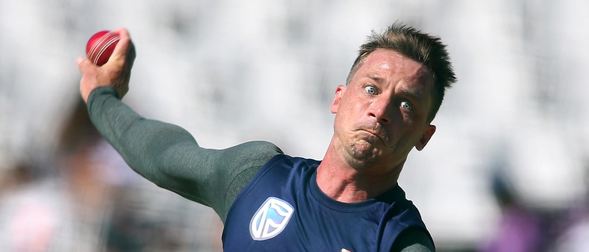 Dale Steyn heads for England in bid to regain peak form