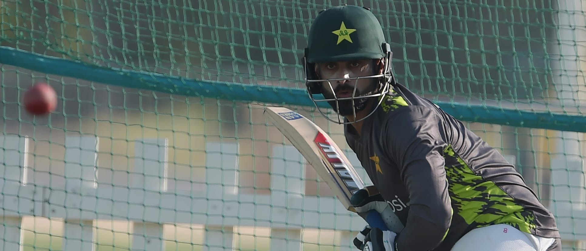 Hafeez set to retire from Test cricket