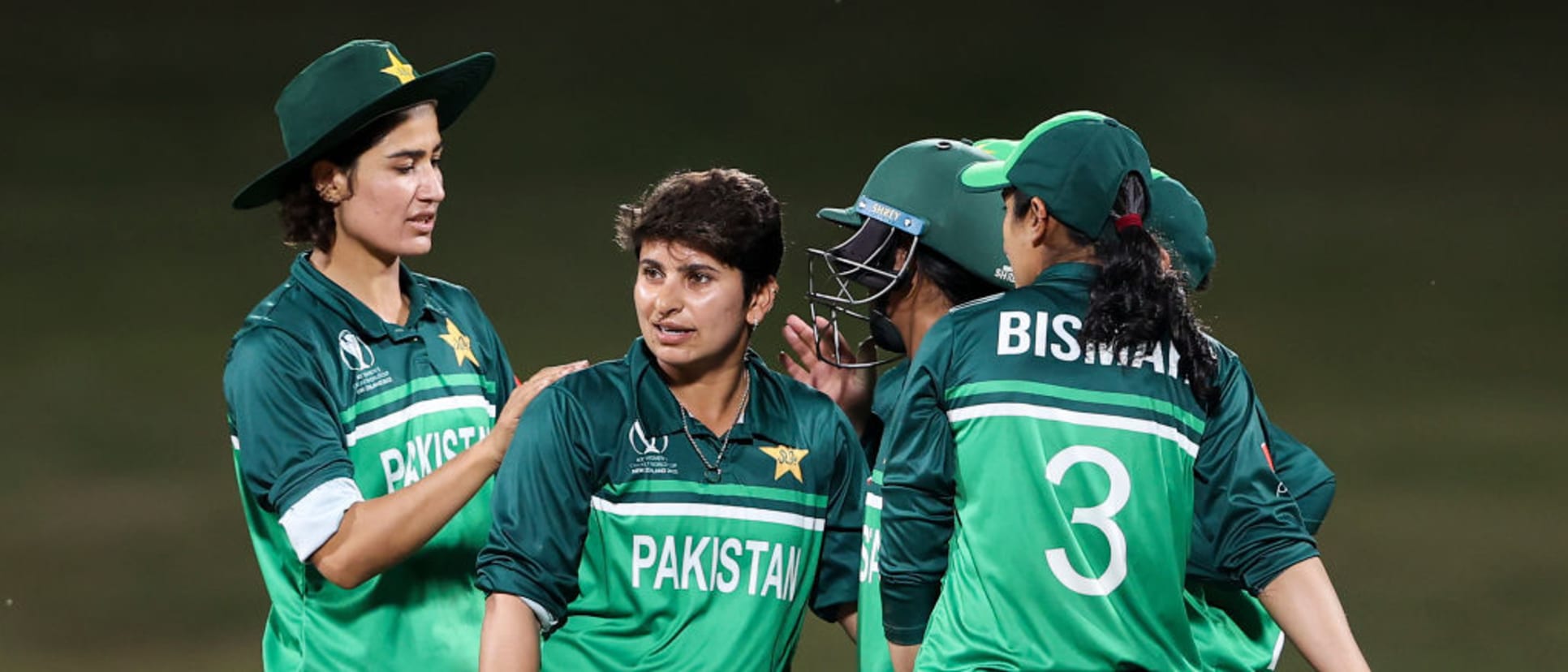 Spinners fire Pakistan to first CWC22 victory